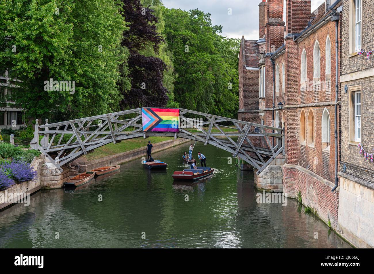 River cam at queens college hi-res stock photography and images - Alamy