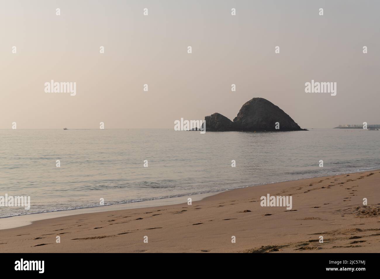 Snoopy island uae hi-res stock photography and images - Alamy