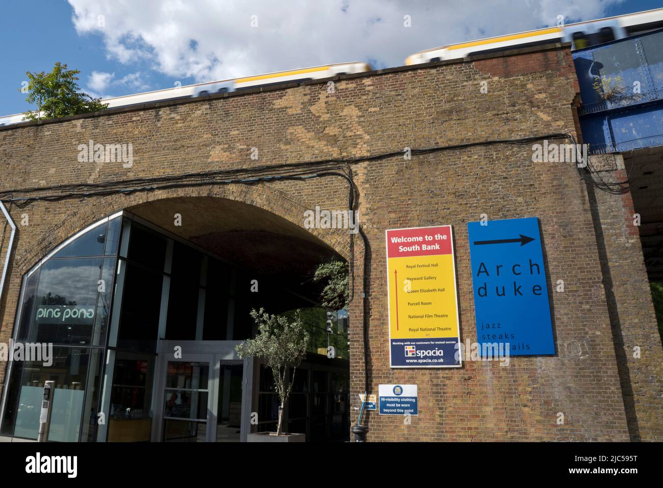 Restaurants and cafes redeveloped under railway arches by train station ...