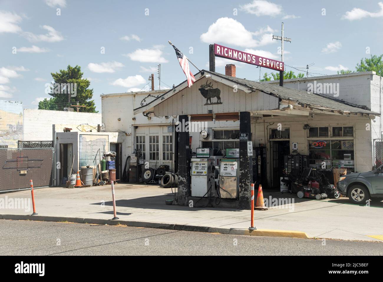 Maupin hi-res stock photography and images - Alamy