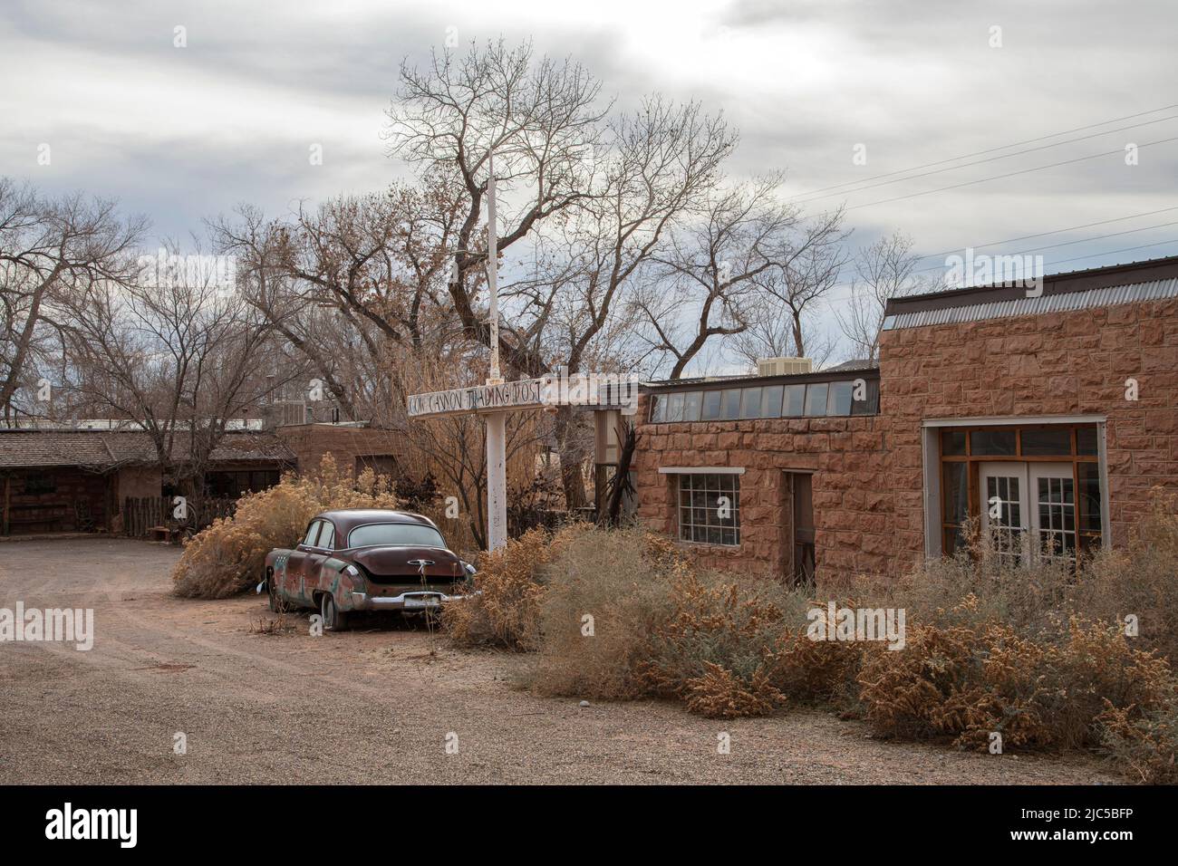 USA, Southwest, Utah, Bluff, Cow Canyon Trading Post, abandoned ...