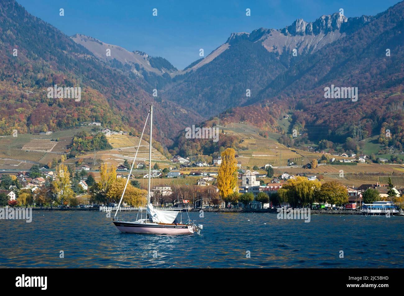 Dorf docks hi-res stock photography and images - Alamy