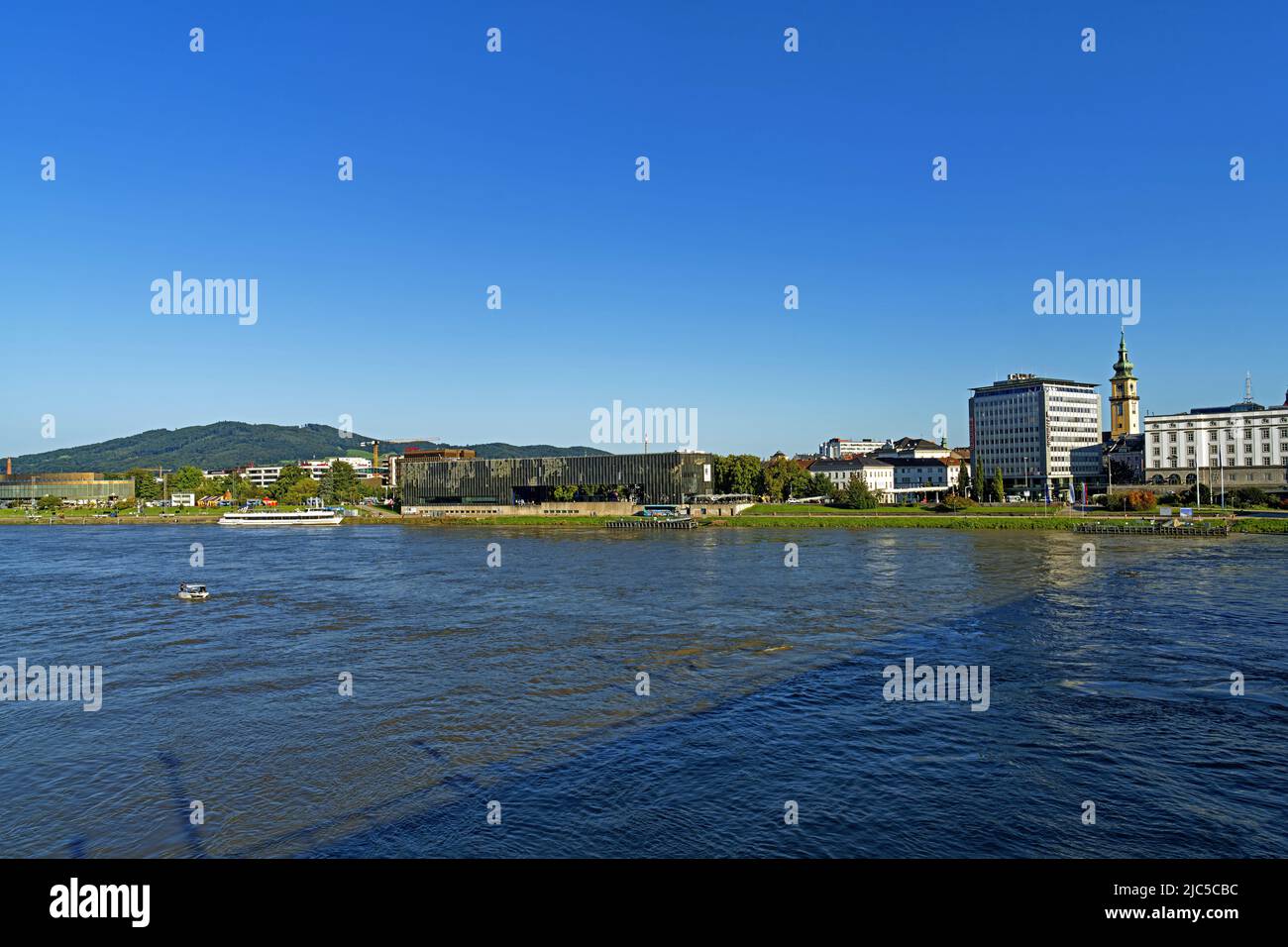 Fluss resort hi-res stock photography and images - Alamy