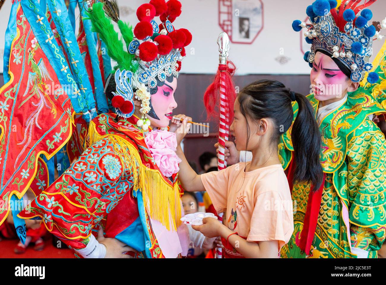 Opera makeup hi-res stock photography and images - Alamy