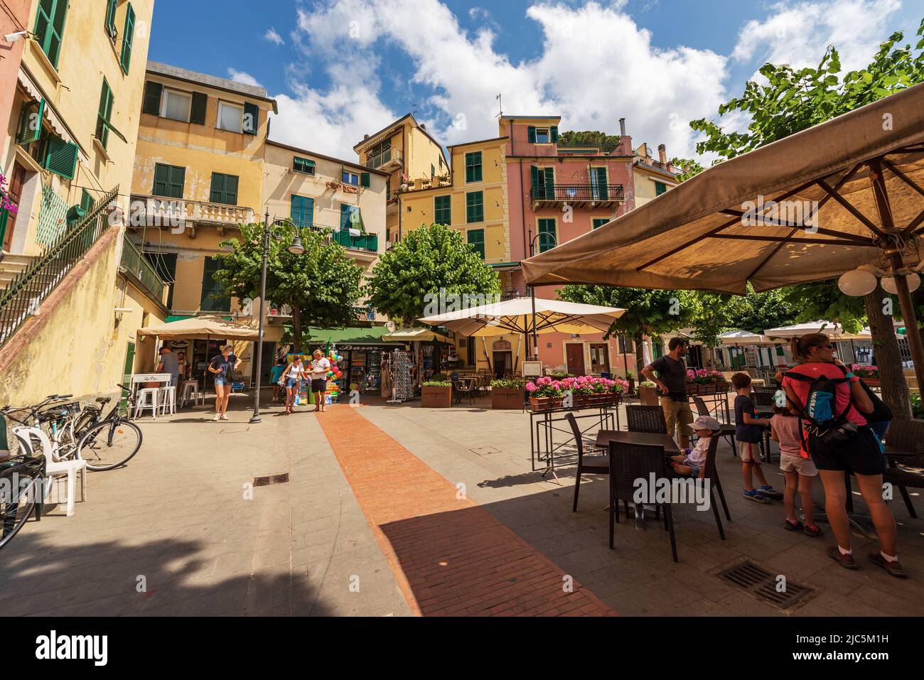 Small square in downtown of Monterosso al Mare village with restaurants ...