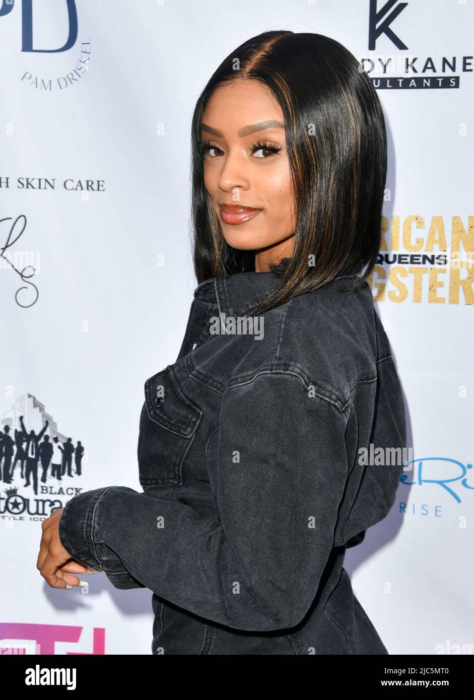 LOS ANGELES, CA - JUNE 9: Dr. Robin B attends the American Gangster ...