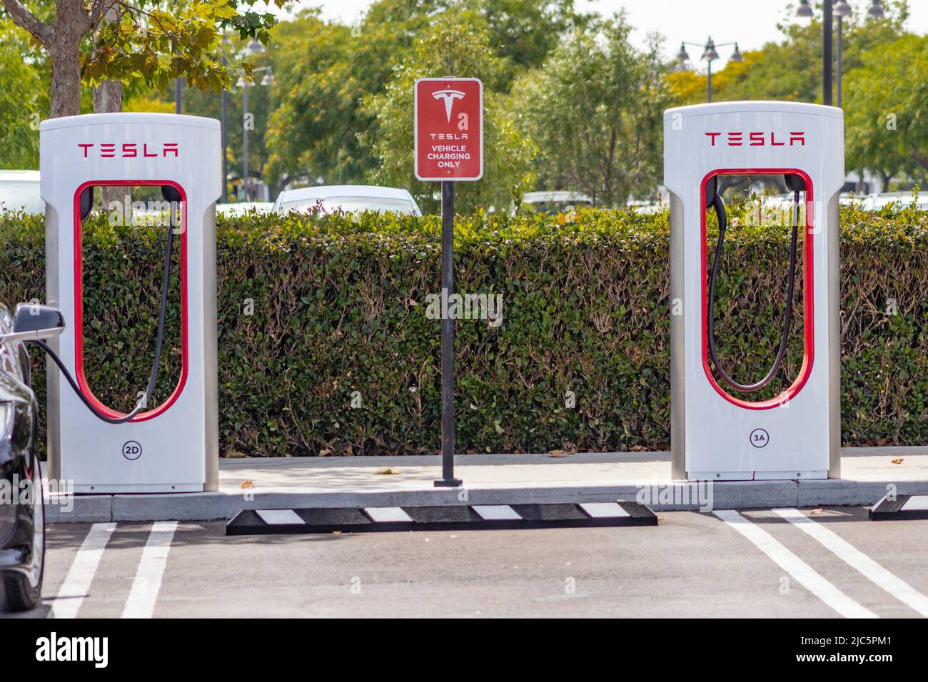 Tesla Supercharger Station at the Camino Real Marketplace, Goleta, CA ...