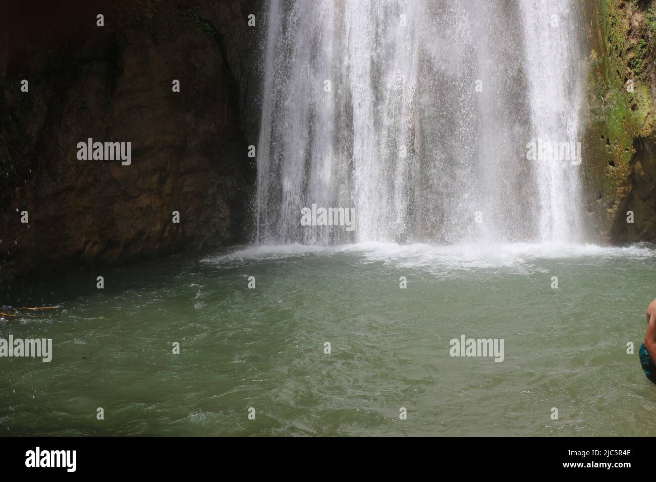 A vertical stream flow in a water basin Stock Photo - Alamy