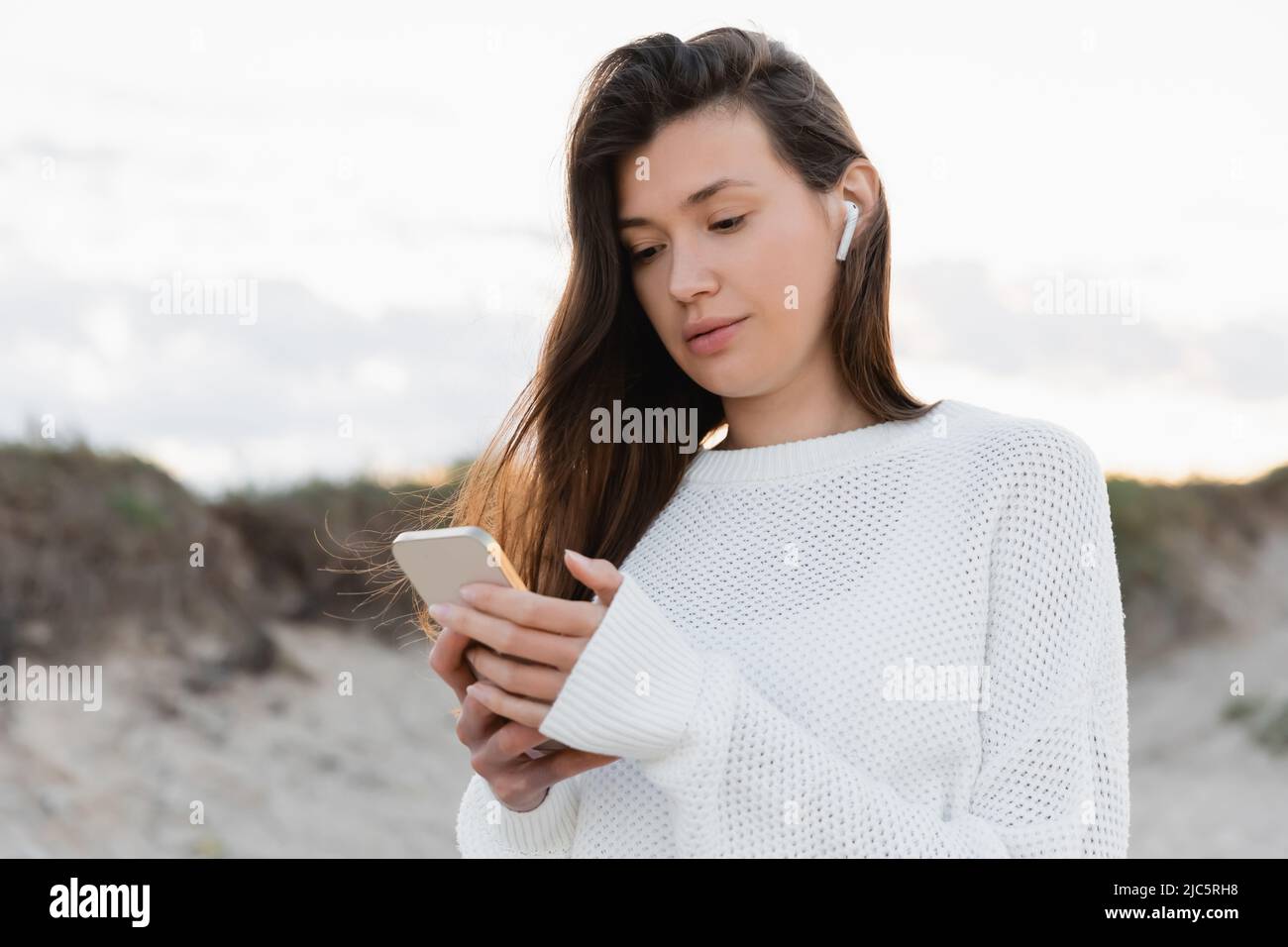 Evening earphone hi-res stock photography and images - Alamy