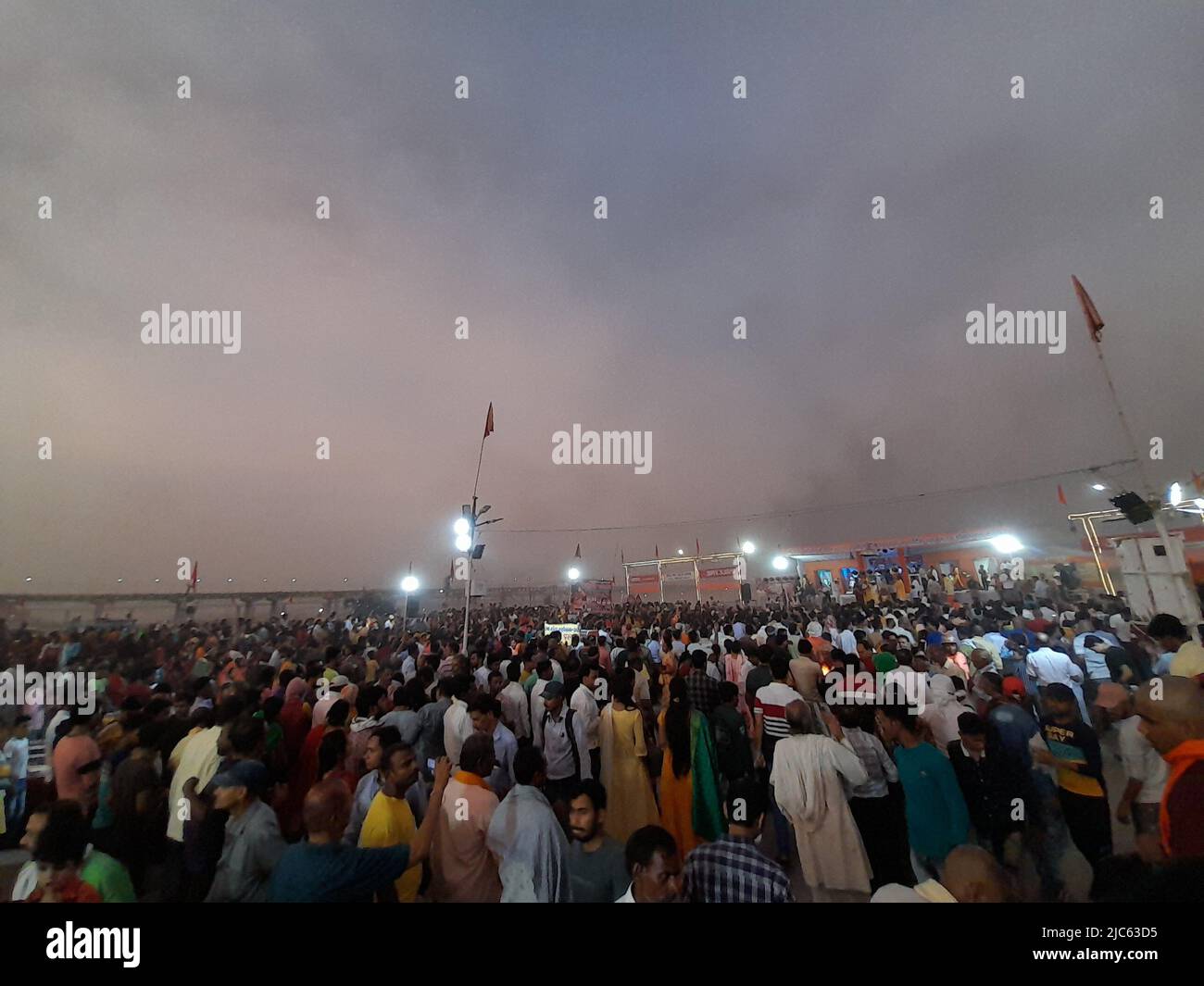 India. 9th June, 2022. Hindu devotees gathered to offer Ganga Aarti ...