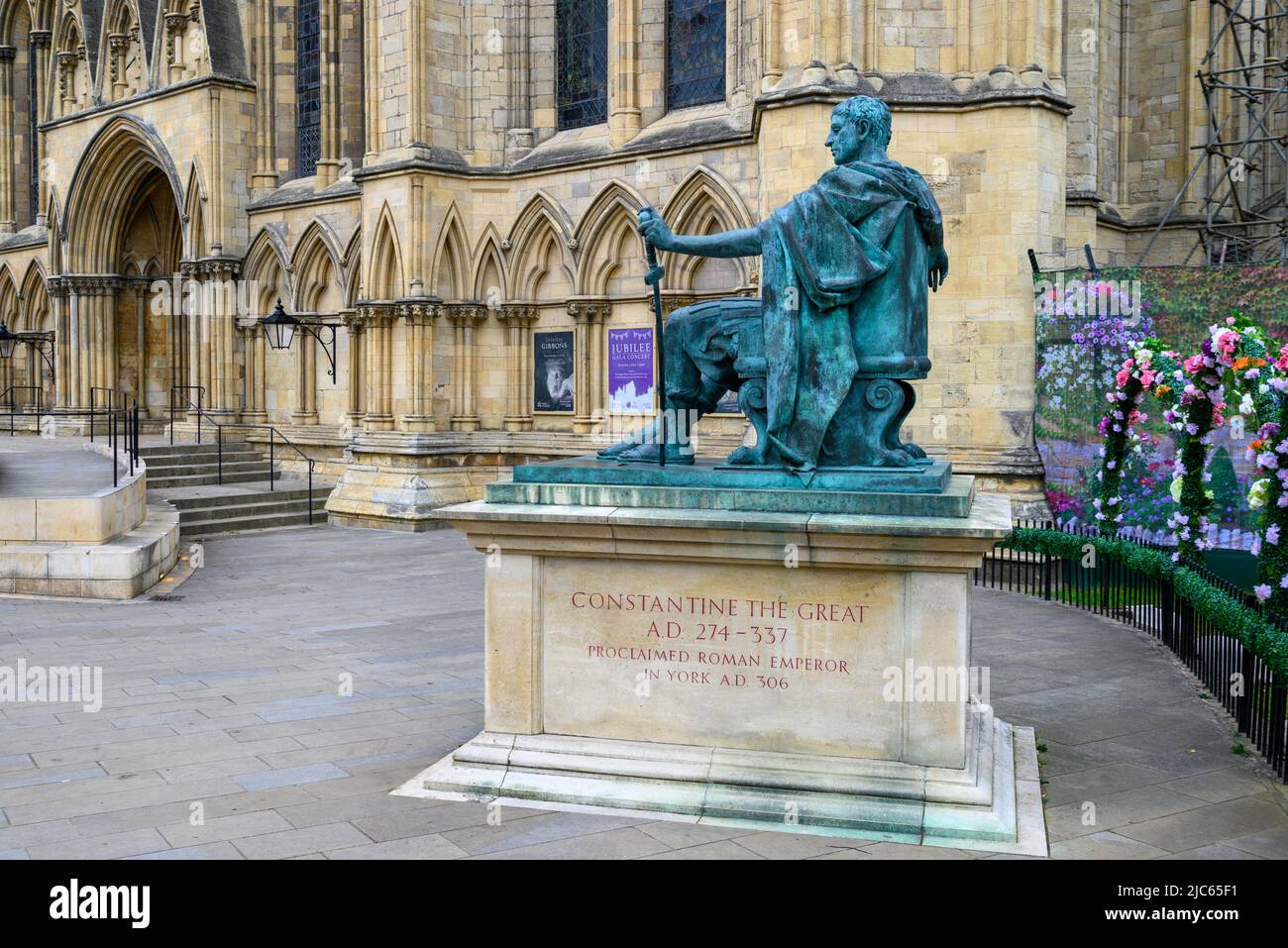 Statue of emperor constantine the great hi-res stock photography and ...