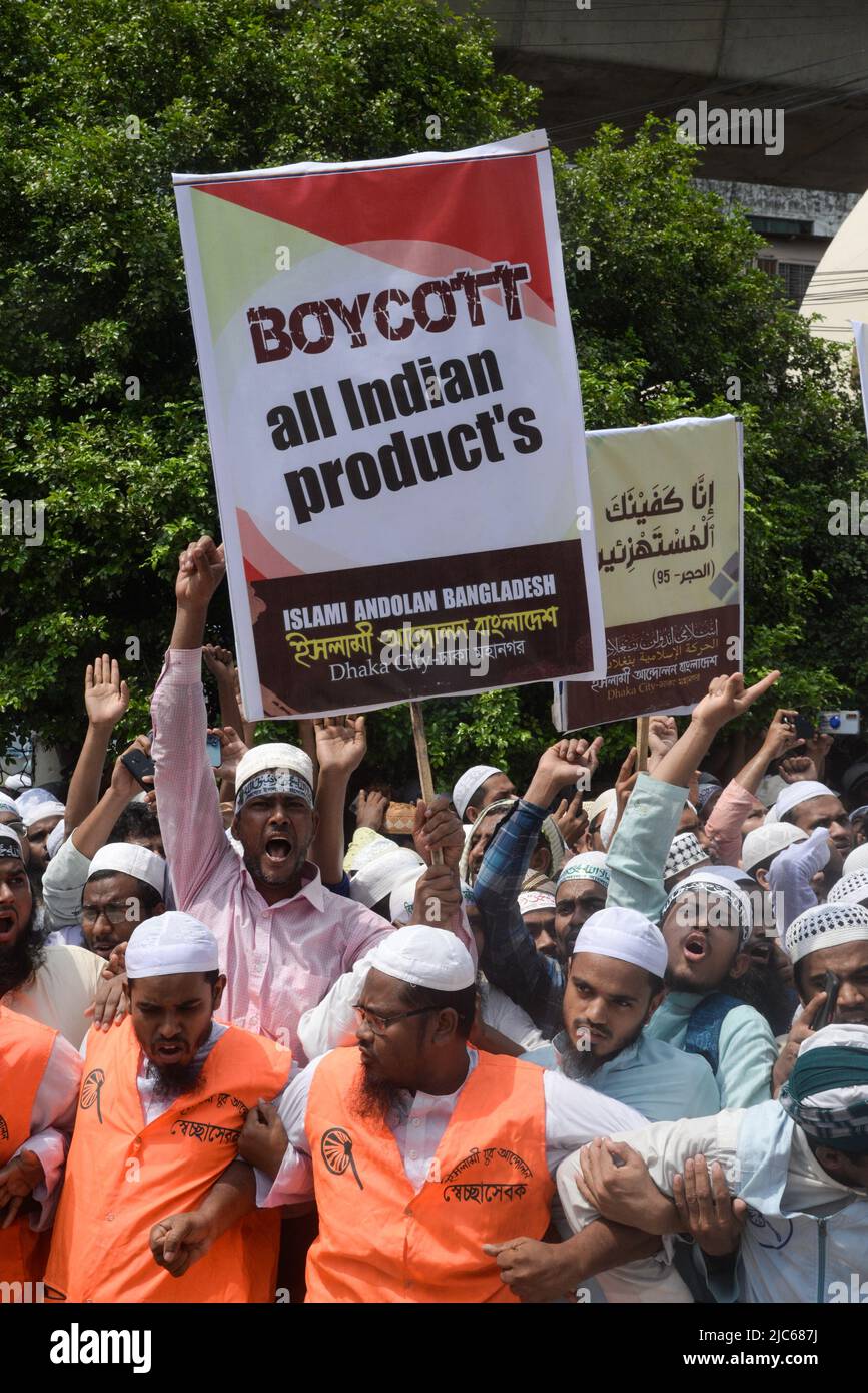 Dhaka, Bangladesh. 10th June, 2022. The Islami Andolan Bangladesh ...