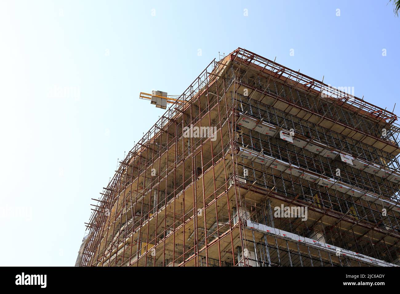 Scaffolding for on construction site of the new building Stock Photo ...