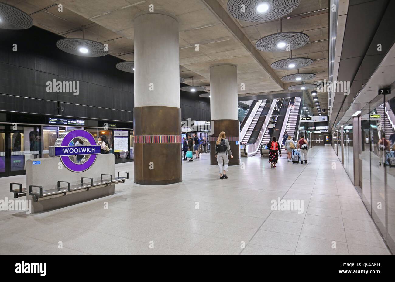Elizabeth line underground train hi-res stock photography and images ...