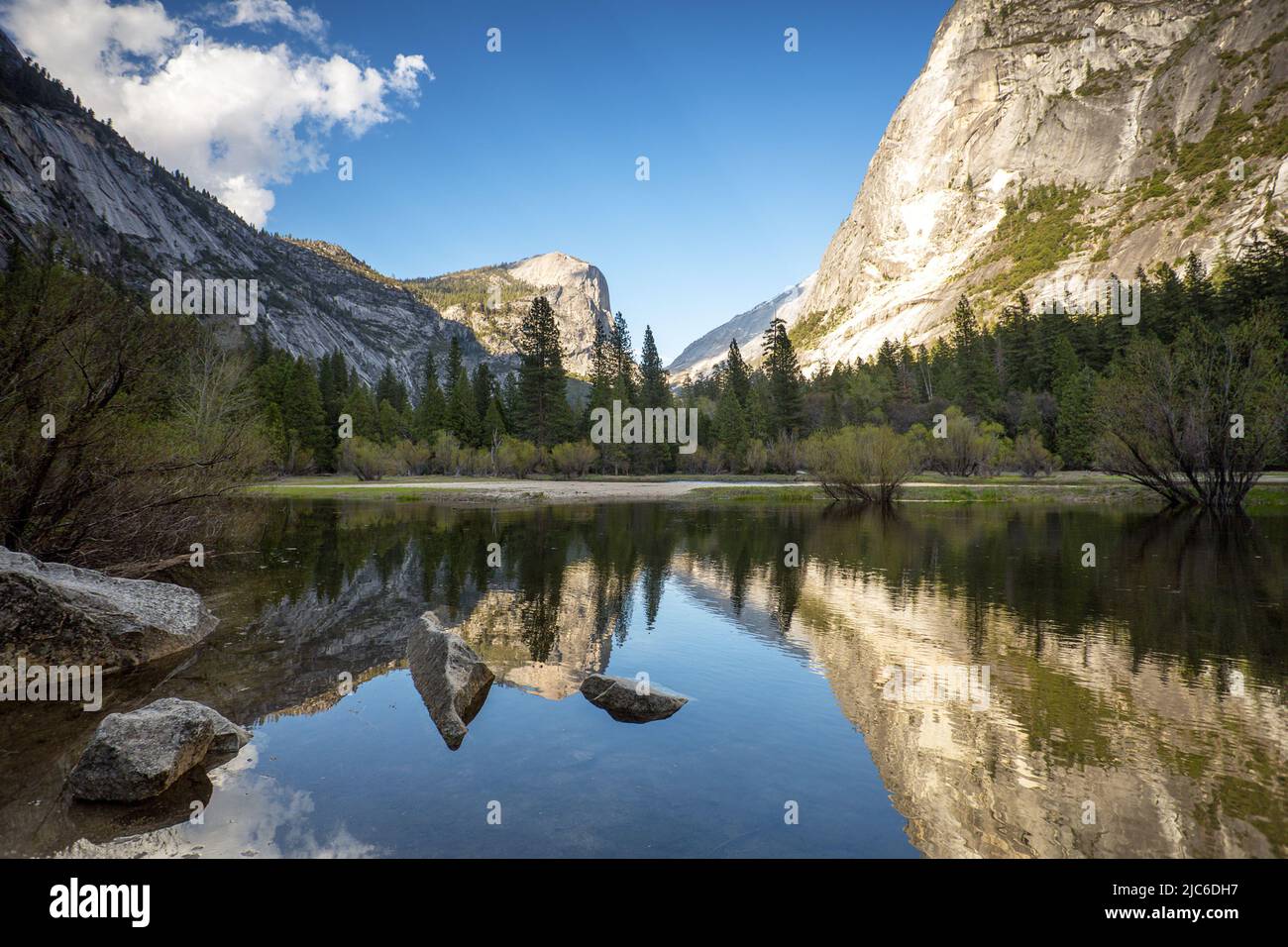 A view of Mirror Lake, Yosemite National Park, California, USA Stock ...