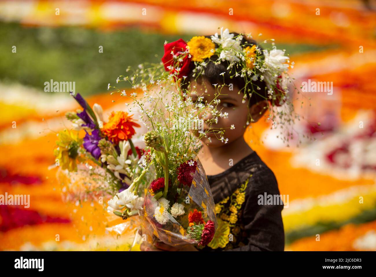 A girl child came to pay homage to the martyrs of Language Movement in ...