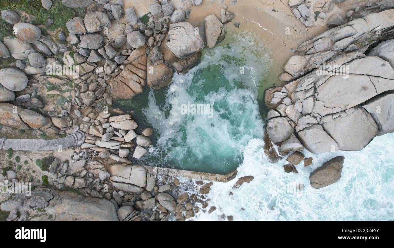 Drone tidal pool hi-res stock photography and images - Alamy