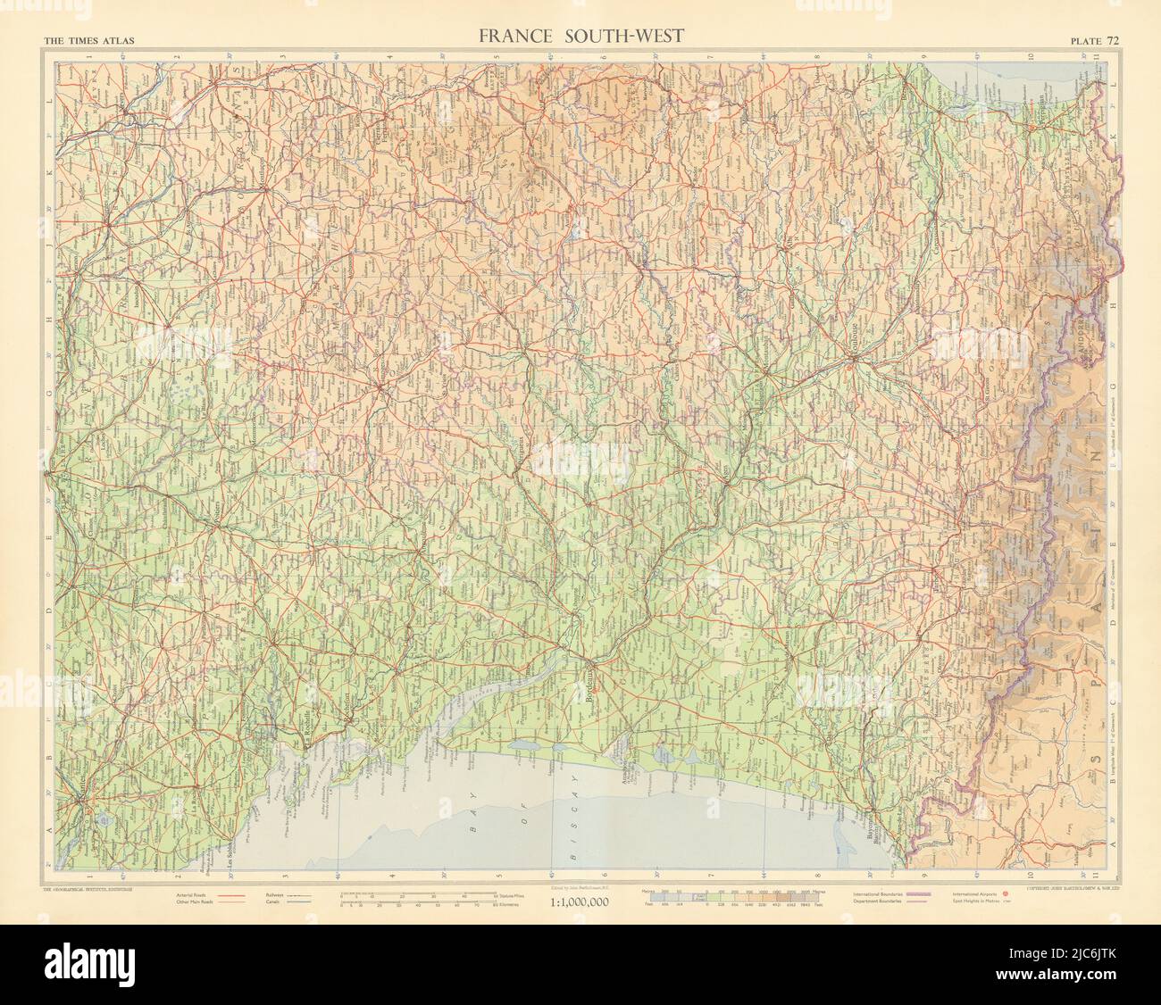 Vintage map of aquitaine hi-res stock photography and images - Alamy