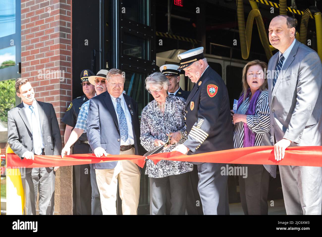 Ribbon cutting ceremony for new North Acton Fire Station Stock Photo ...