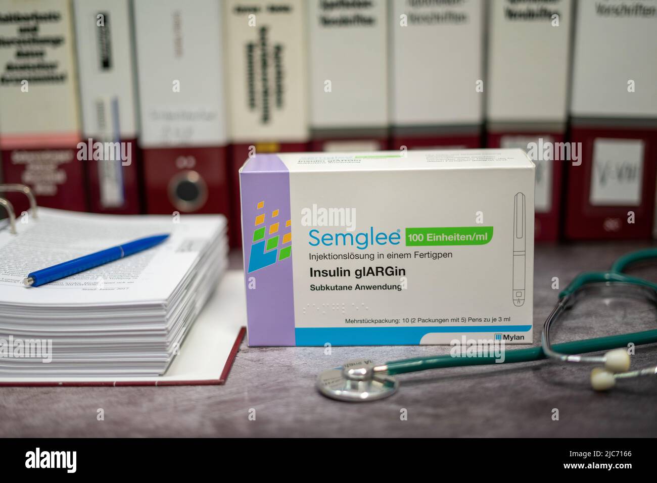 Semglee a drug containing the first interchangeable biosimilar product ...