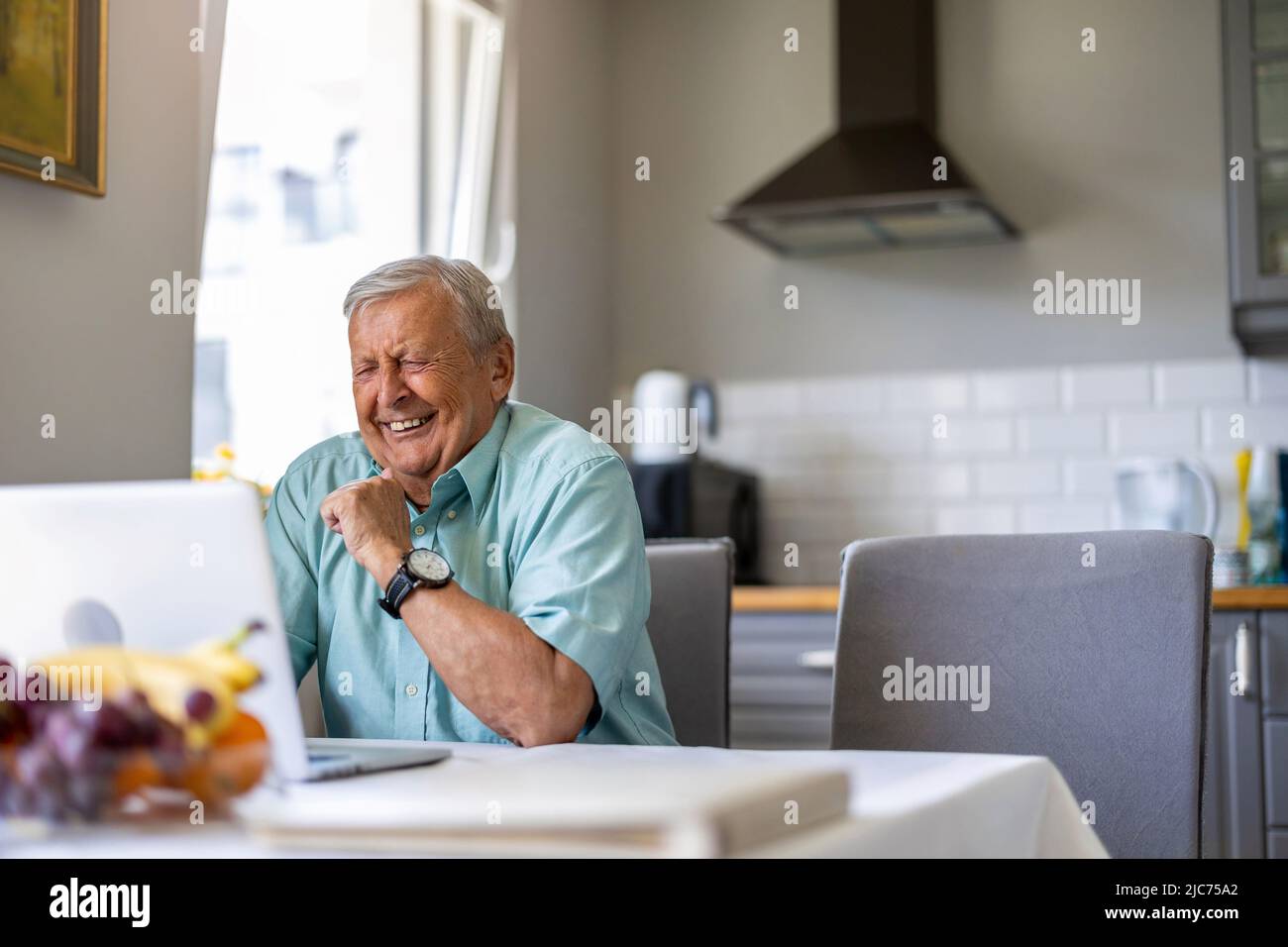 Elderly person using table computer hi-res stock photography and images ...
