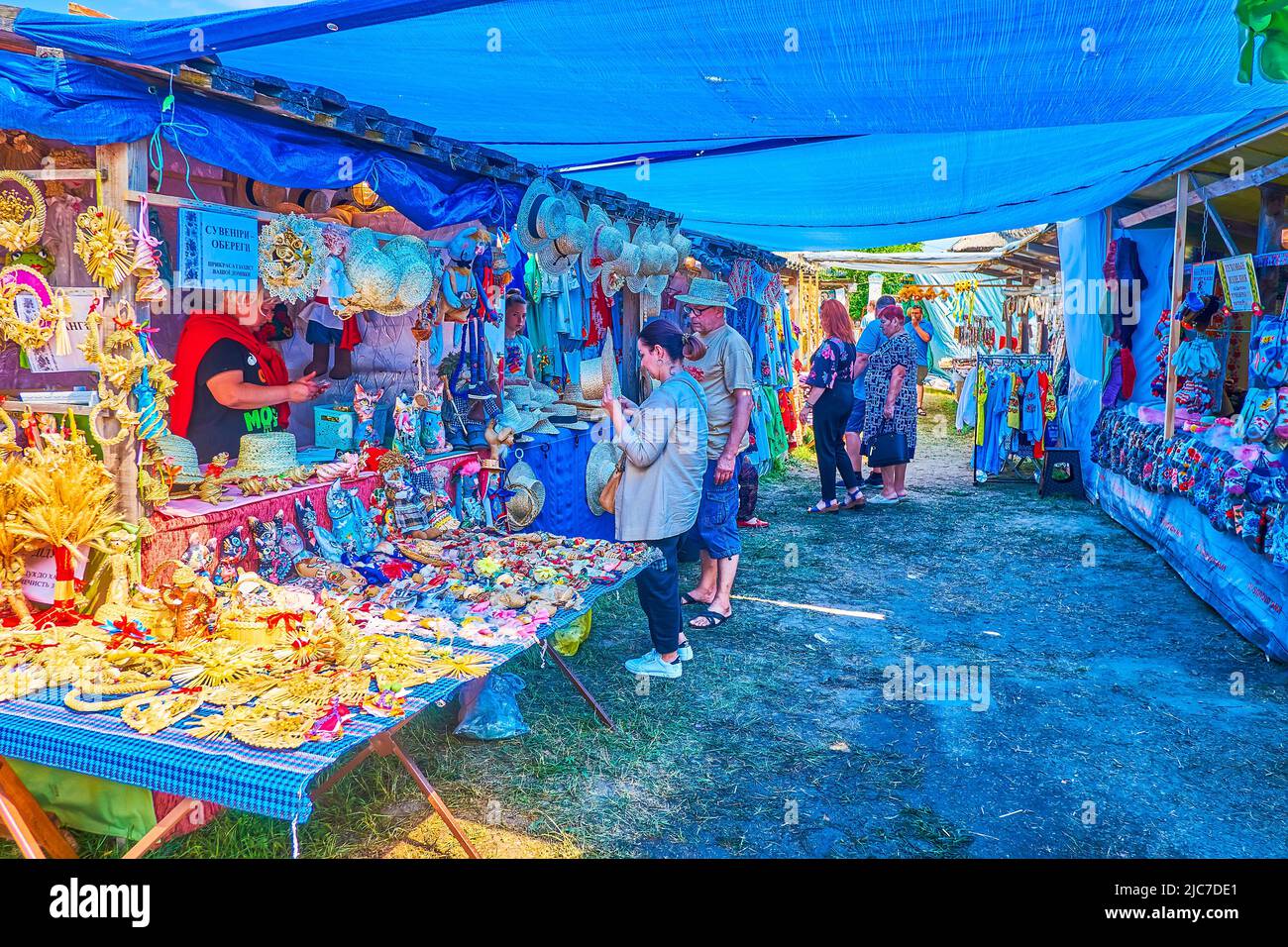 SOROCHYNTSI, UKRAINE - AUGUST 19, 2021: The souvenir stalls with ...