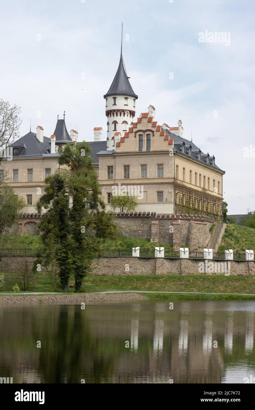 Castle Radun mirrored in a lake in the Czech Republic Stock Photo - Alamy