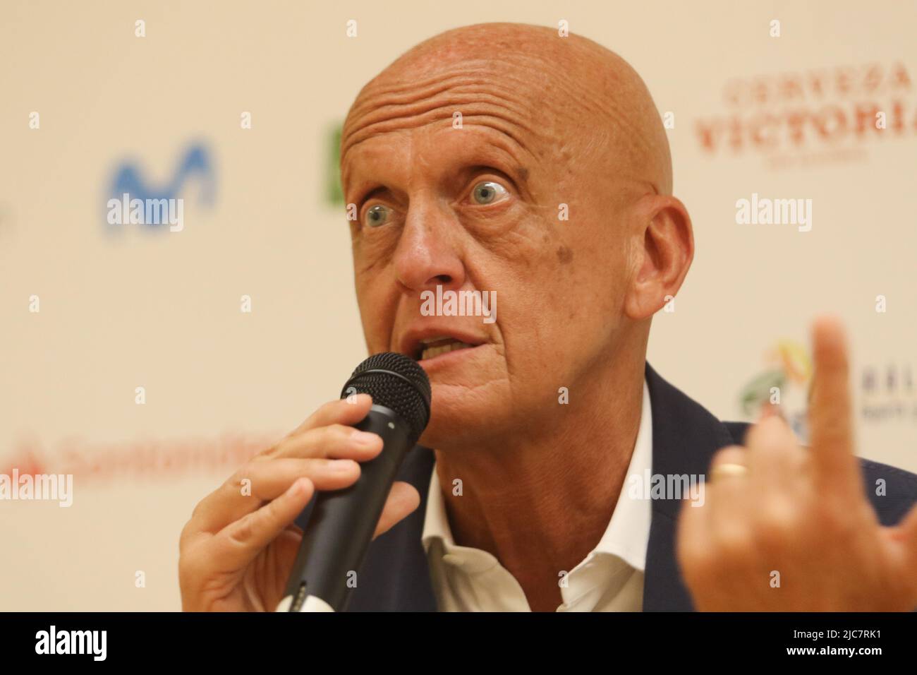 Referee pierluigi collina hi-res stock photography and images - Alamy