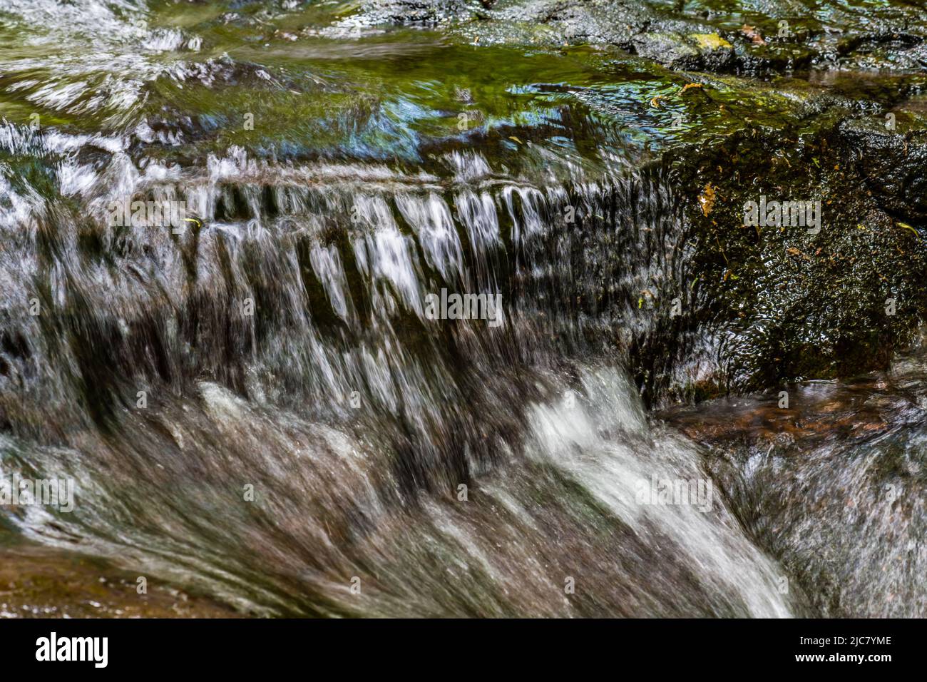 Close up slow water flow hi-res stock photography and images - Alamy