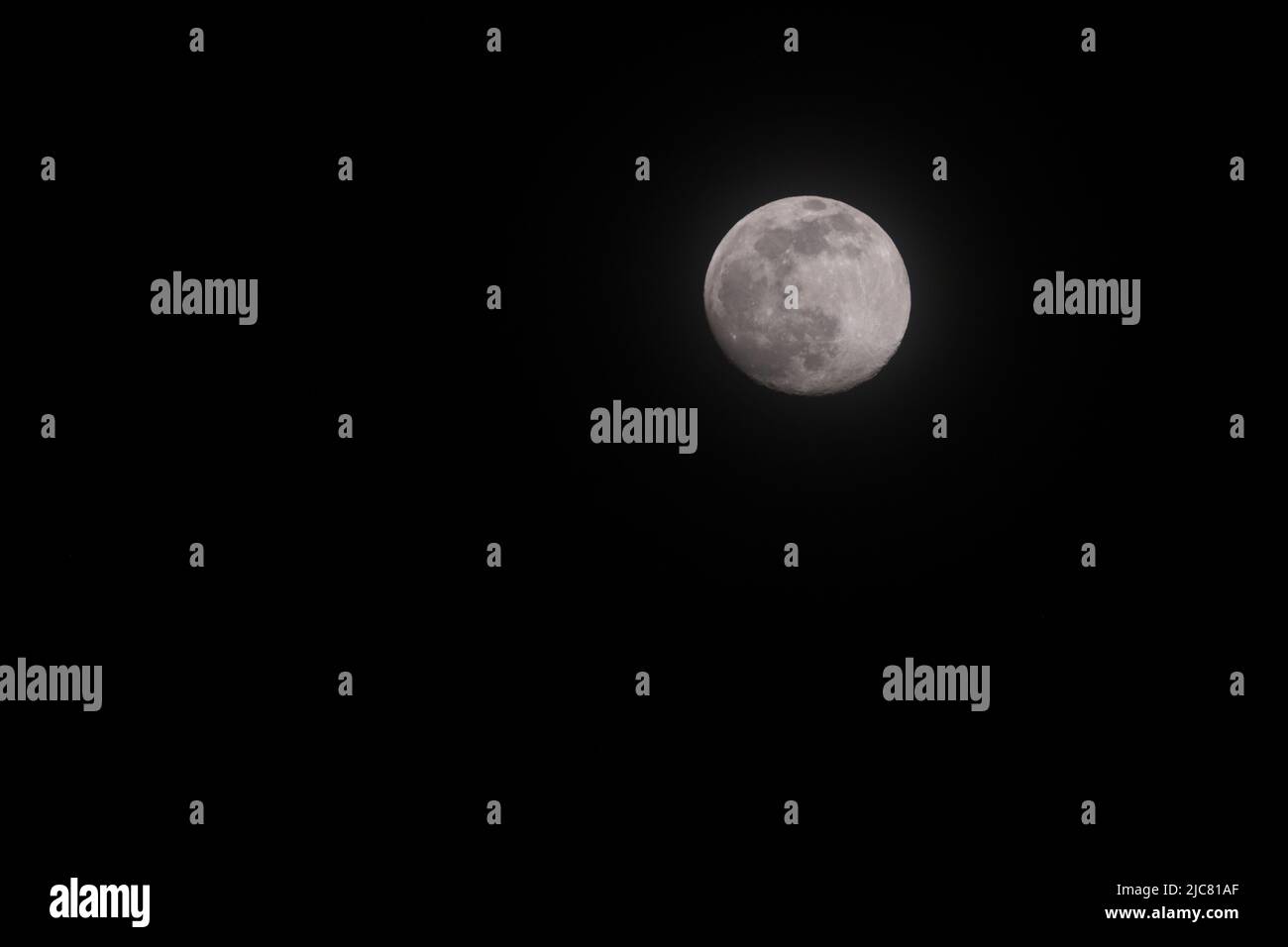 Waxing moon phase hi-res stock photography and images - Alamy