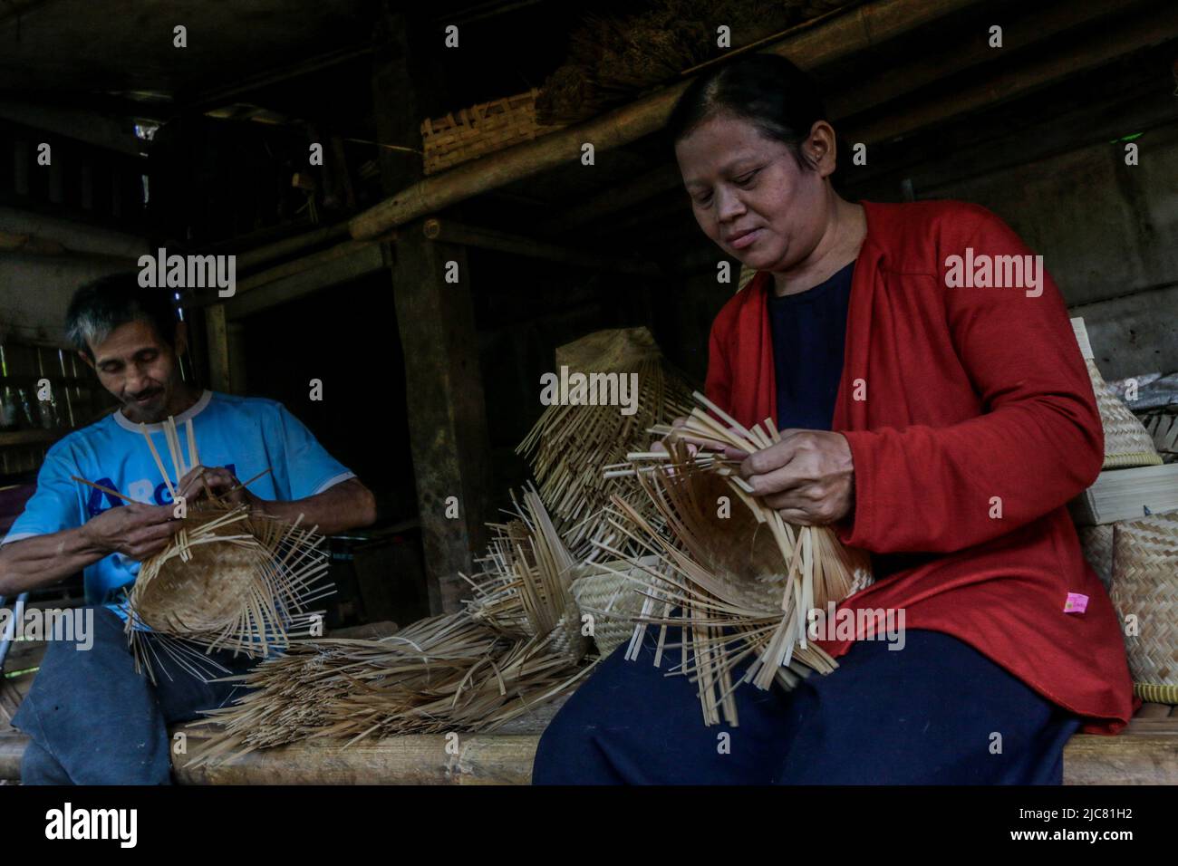 Home business craftsmen make rice storage eco friendly containers from ...
