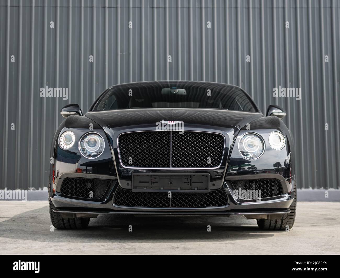 Bentley Flying Spur Stock Photo - Alamy