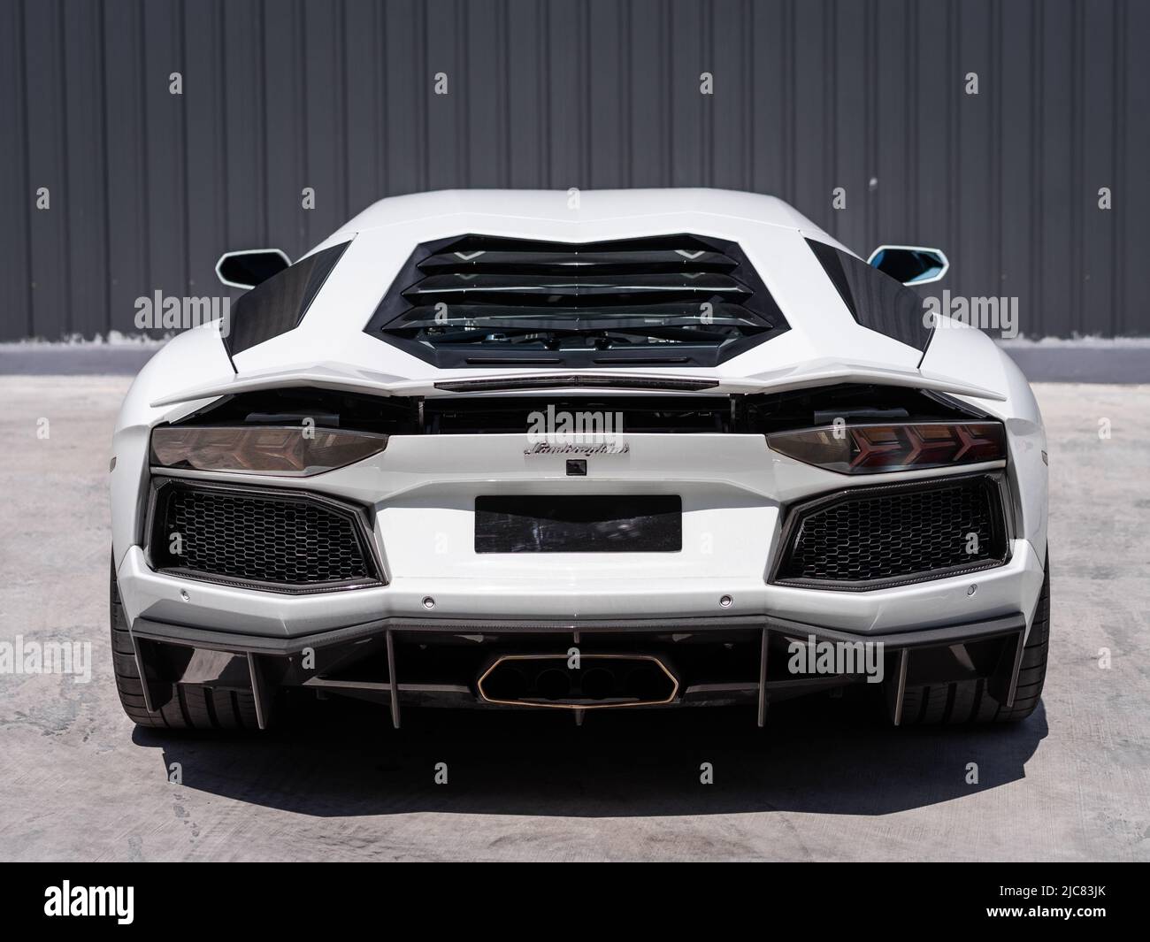 Lamborghini aventador svj roadster hi-res stock photography and images ...