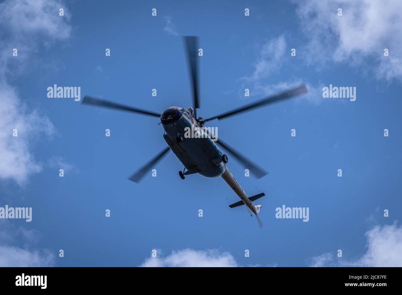 Helicopter machine hi-res stock photography and images - Alamy