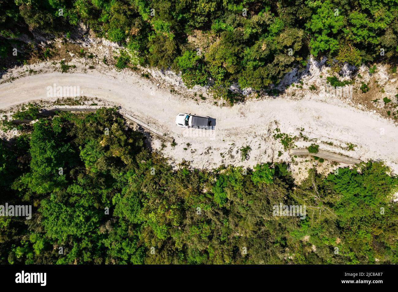 Overland expedition hi-res stock photography and images - Alamy