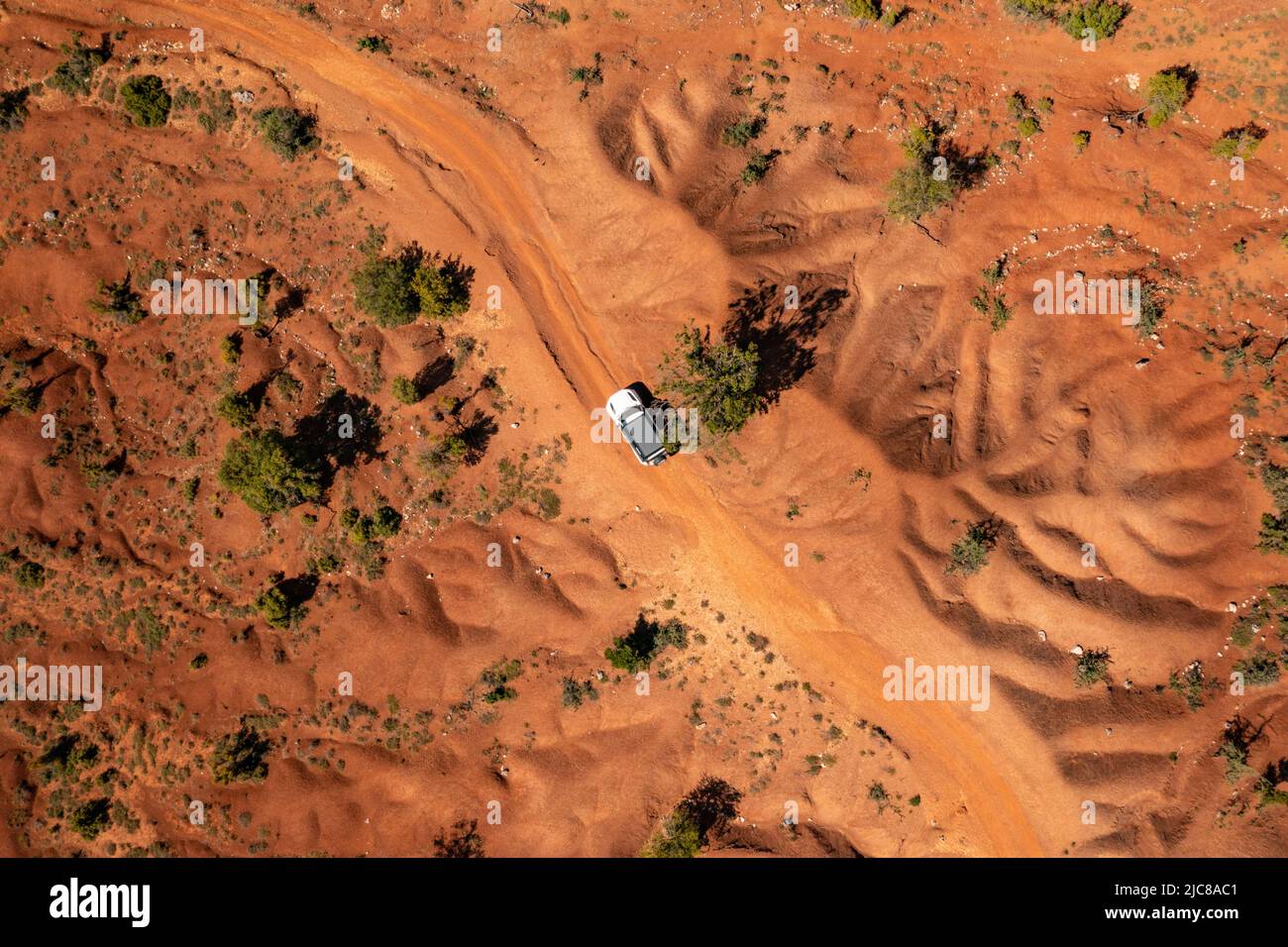 Expedition with offroad car in a desert - Overlanding through the sand ...