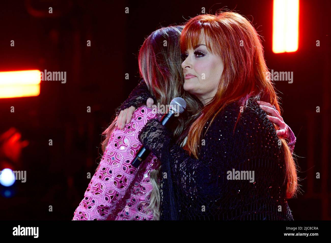Nashville, Tennessee, USA. 10th June, 2022. Carly Pearcy, Wynonna Judd ...