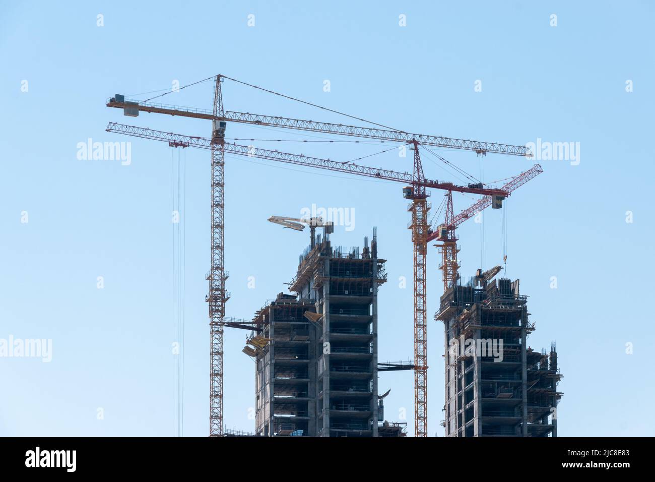 Kuwait city crane hi-res stock photography and images - Alamy
