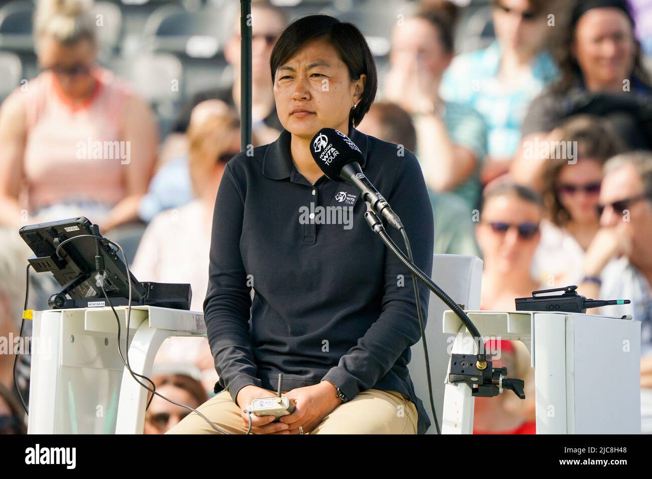 'S-HERTOGENBOSCH, NETHERLANDS - JUNE 11: Umpire Jennifer Zhang during ...
