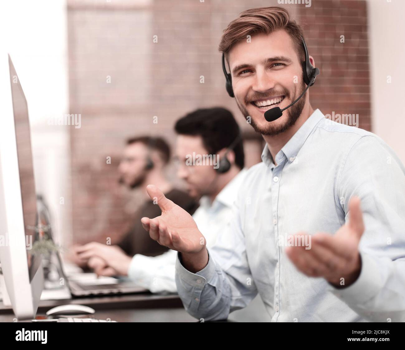 Welcome center centre desk man hi-res stock photography and images - Alamy