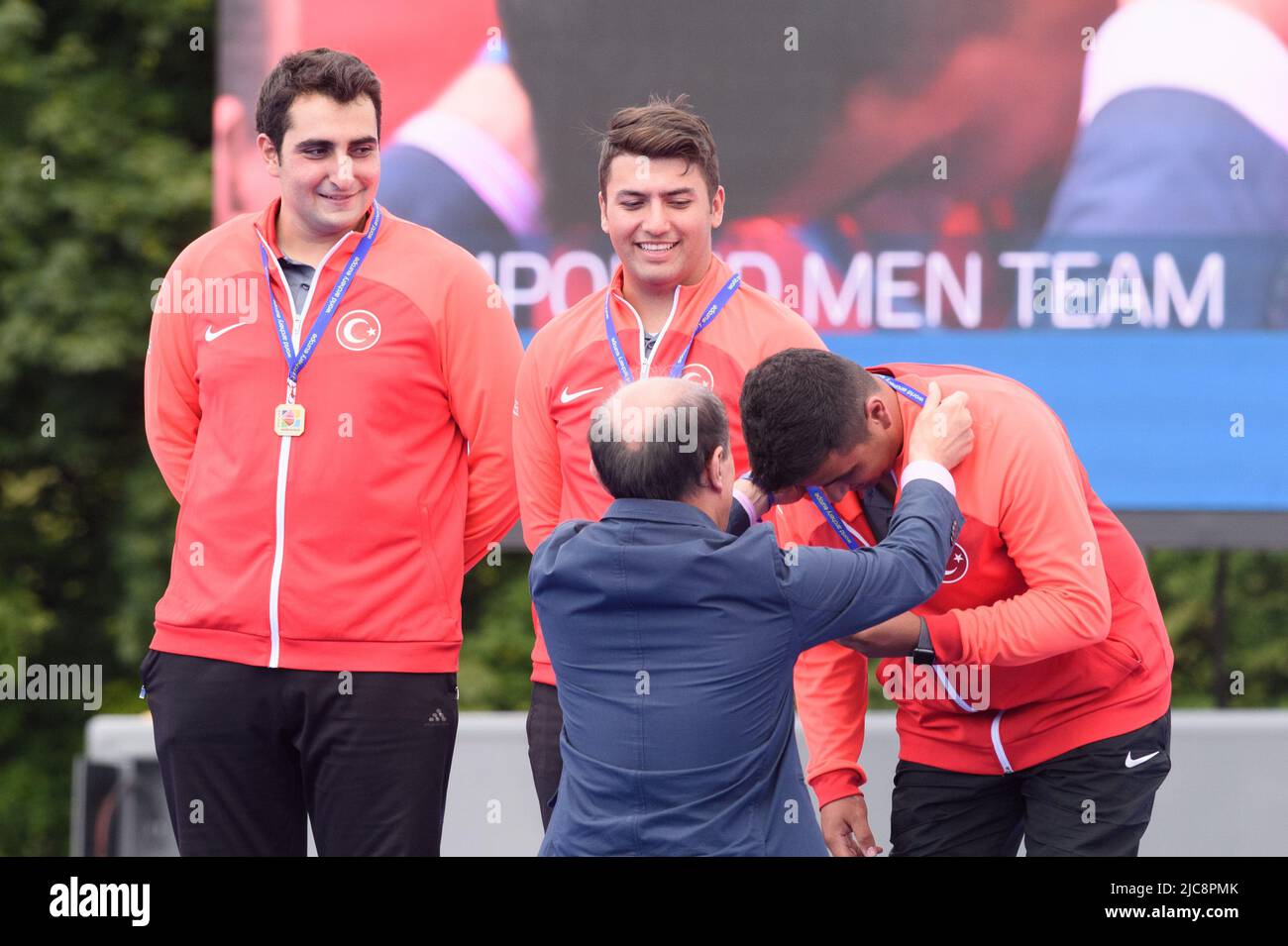 during the compound finals at Theresienwiese, Munich. Sven Beyrich/SPP ...