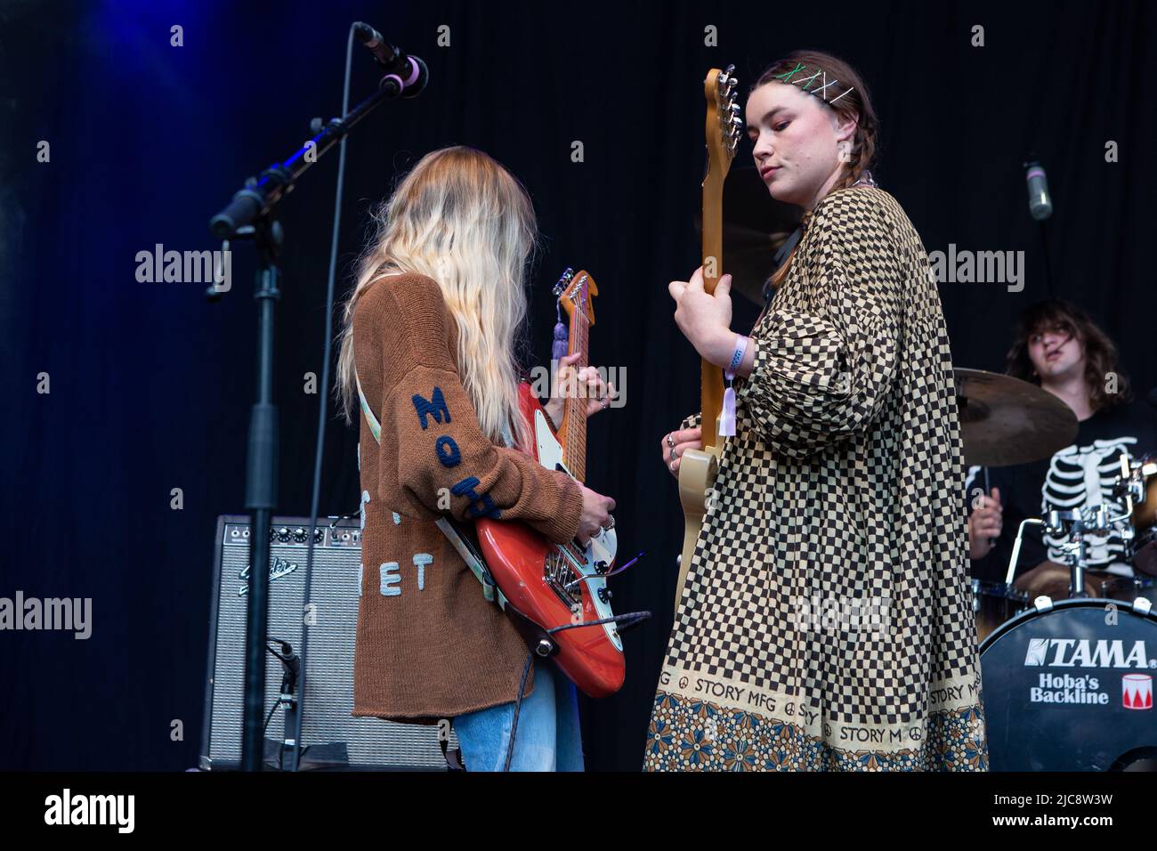 Wet leg rhian hester hi-res stock photography and images - Alamy