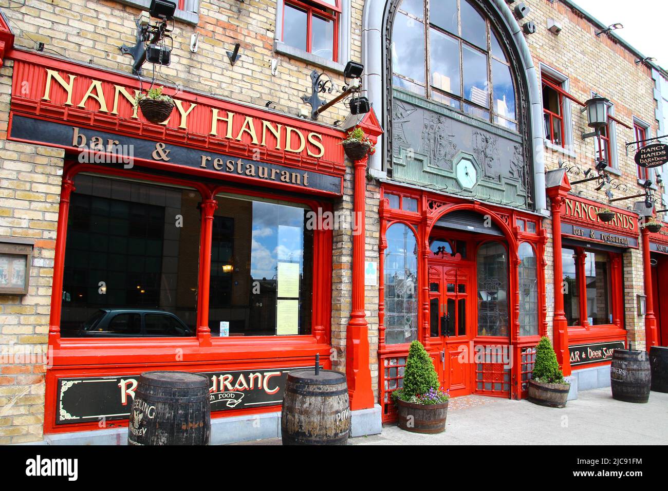 Nancy Hands Bar & Restaurant in Dublin, Ireland Stock Photo - Alamy