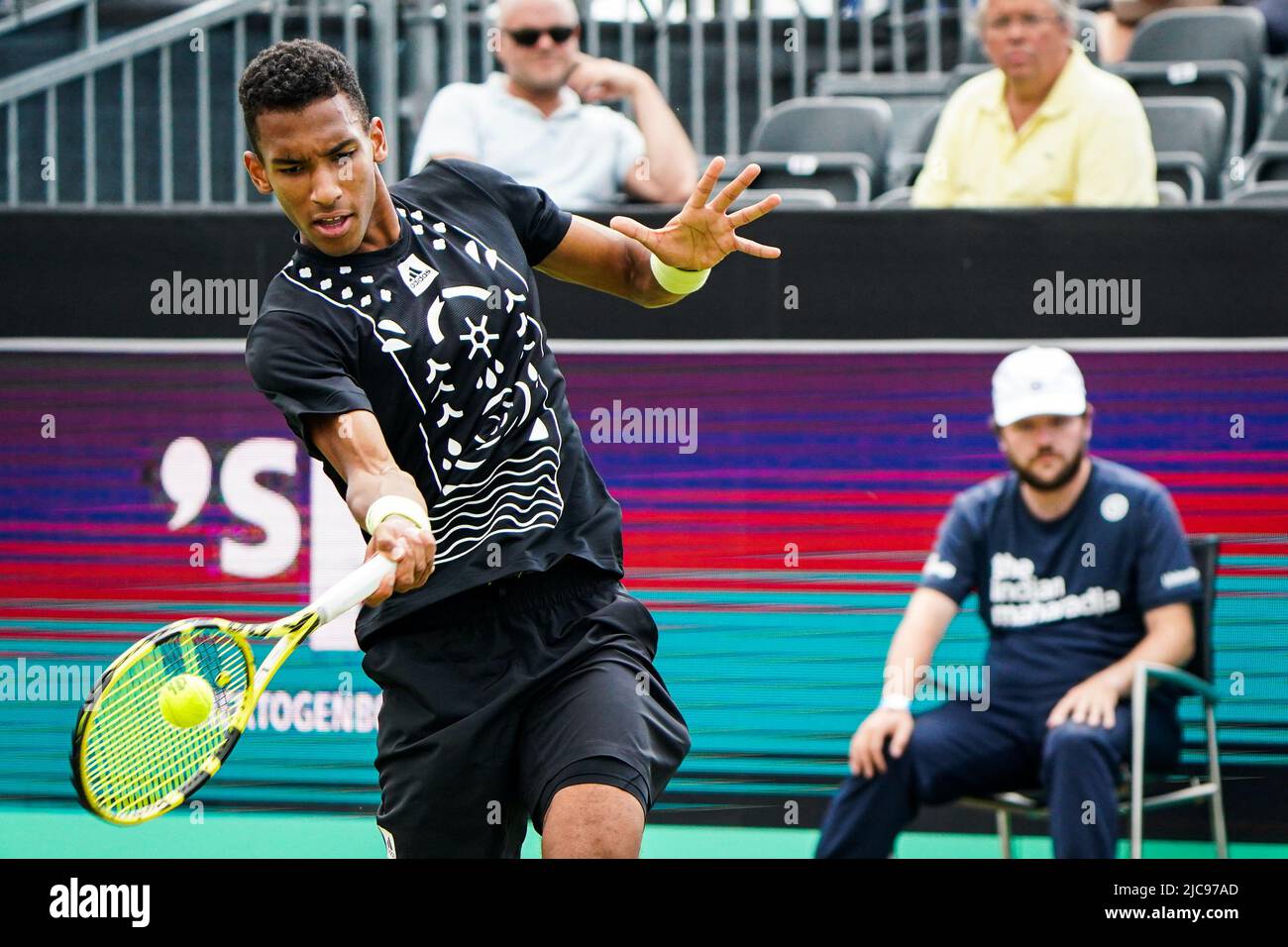 'S-HERTOGENBOSCH, NETHERLANDS - JUNE 11: Felix Auger-Aliassime of ...