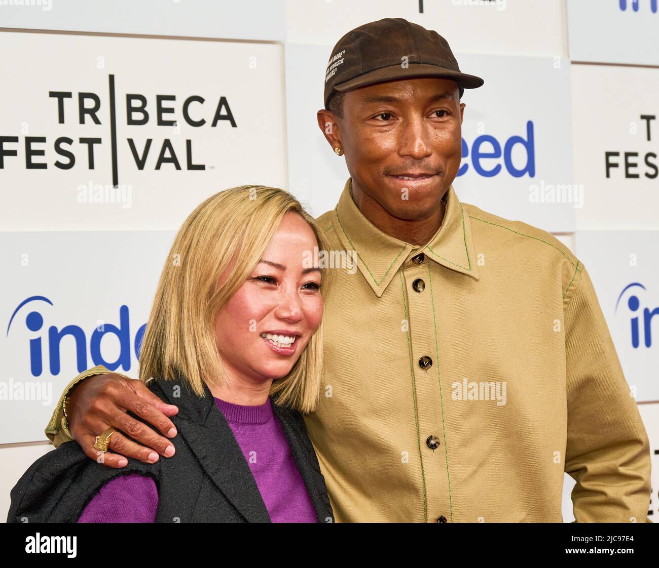 NEW YORK, NY, USA - JUNE 10, 2022: Minya Oh and Pharrell Williams ...