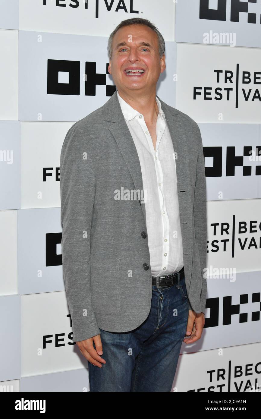 Phil rosenthal ray romano hi-res stock photography and images - Alamy