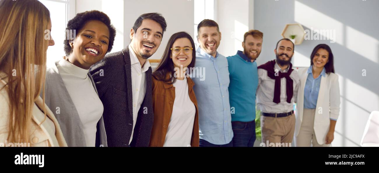 Employee intern office hi-res stock photography and images - Alamy