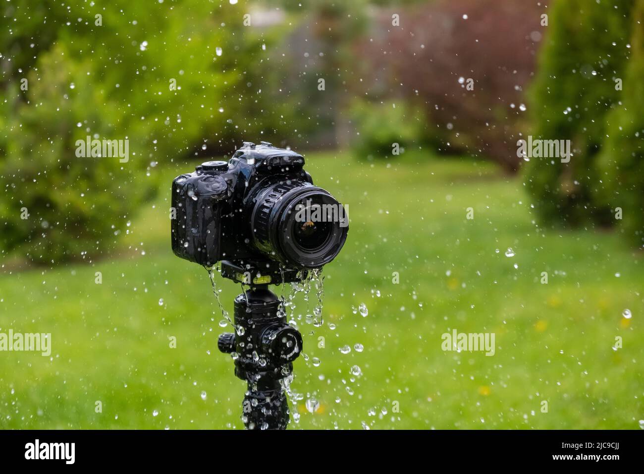Film camera wet weather rain hi-res stock photography and images - Alamy