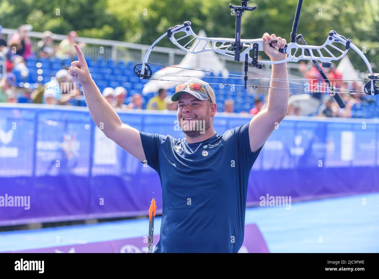Mike Schloesser (Compound men Netherlands) after winning gold during ...