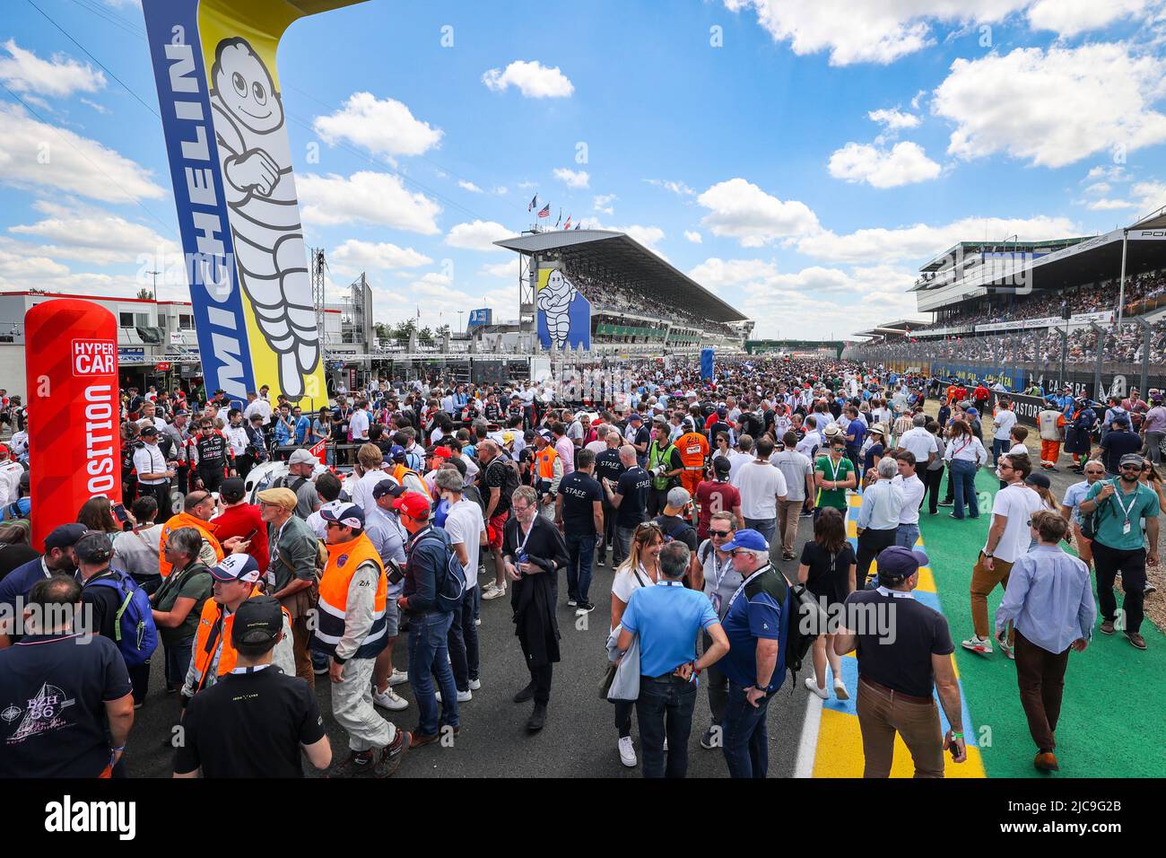 Starting grid, grille de depart, during the 2022 24 Hours of Le Mans ...